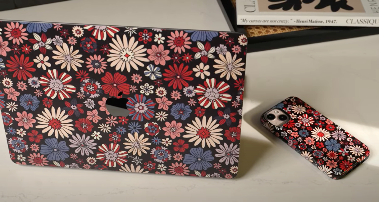 Darlin' MacBook skin – KaseMe